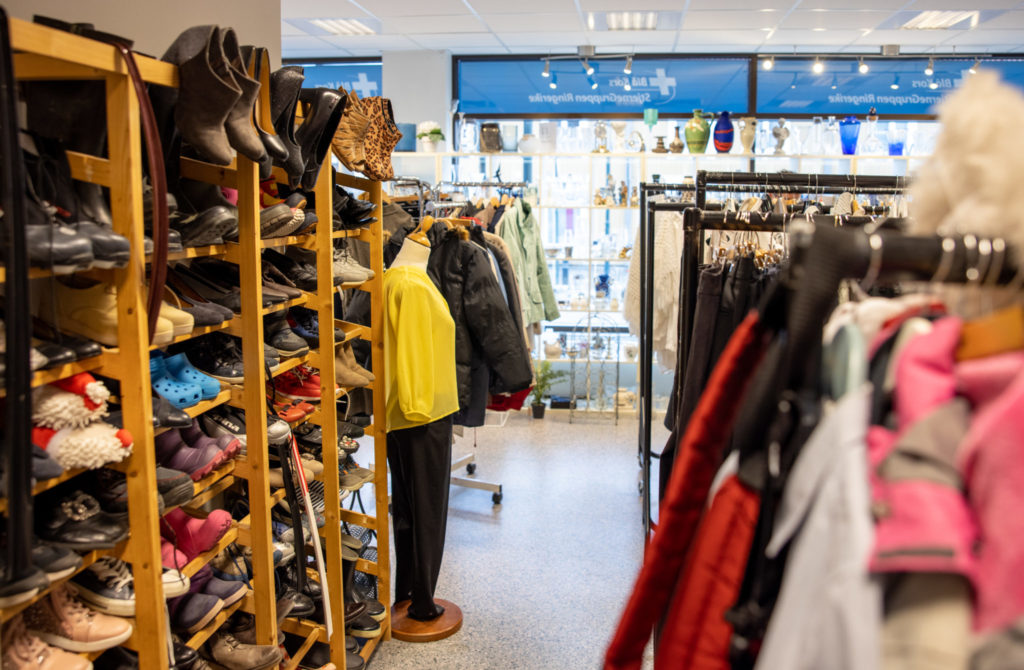 Bruktbutikk | Gjenbruk - Blå Kors arbeid og inkludering